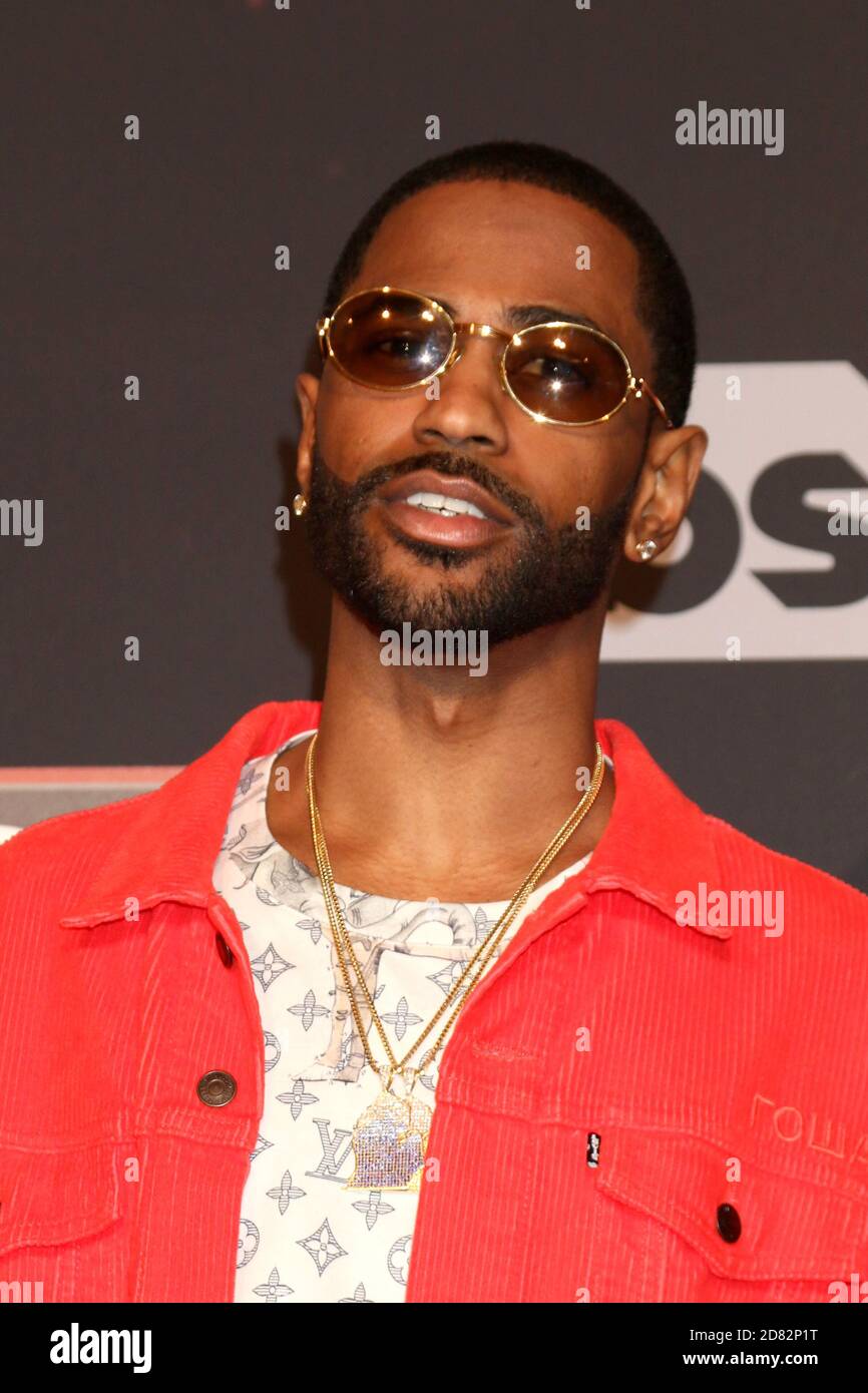 LOS ANGELES - MAR 5: Big Sean at the 2017 iHeart Music Awards at Forum ...