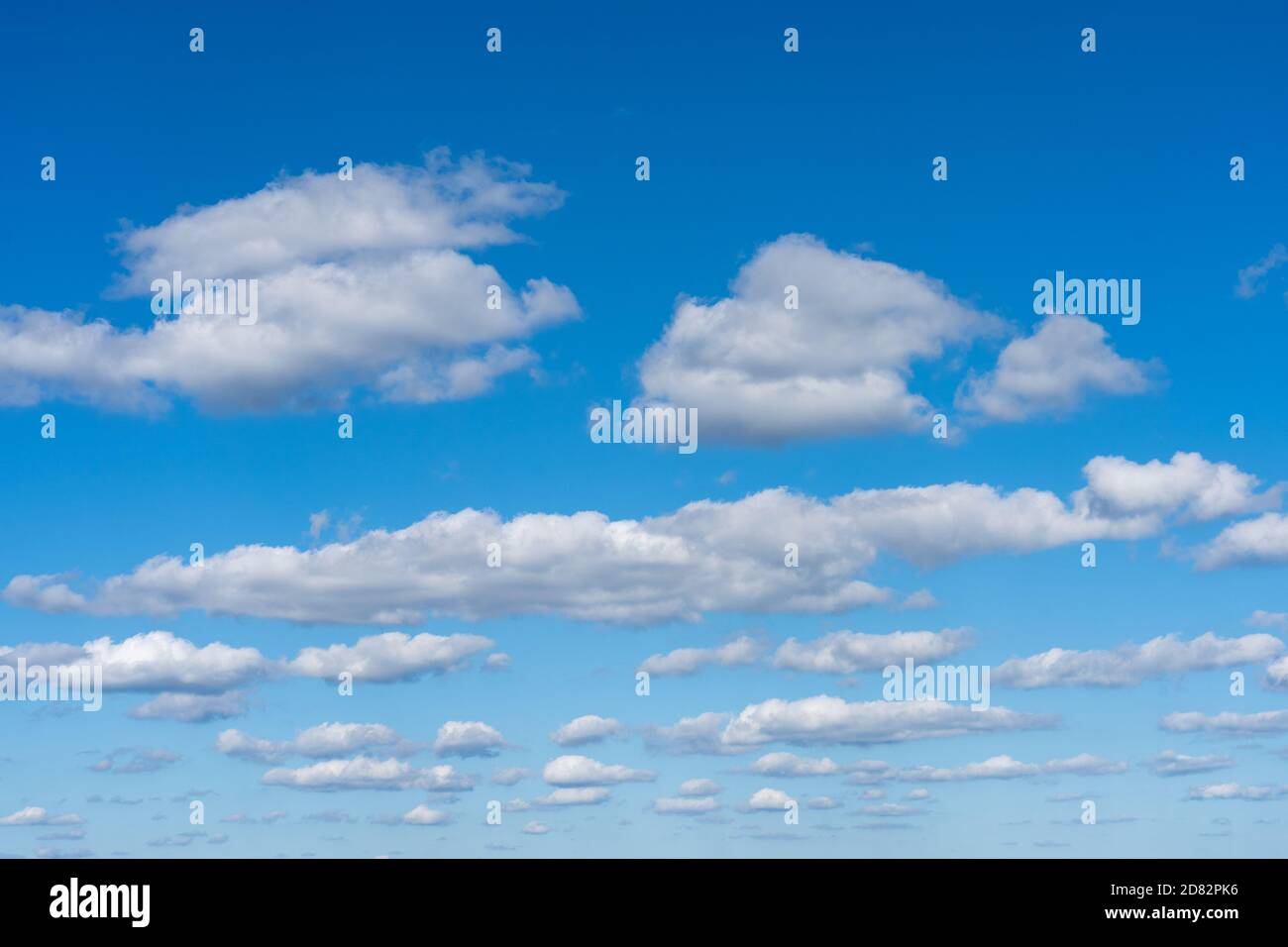 Horizontal rows hi-res stock photography and images - Alamy