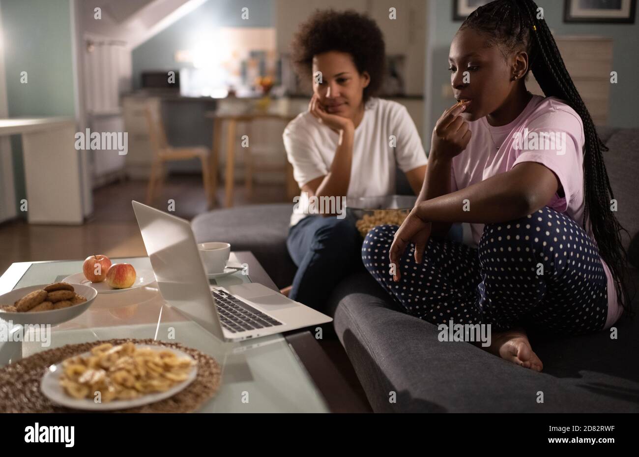 Best popcorn hi-res stock photography and images - Alamy