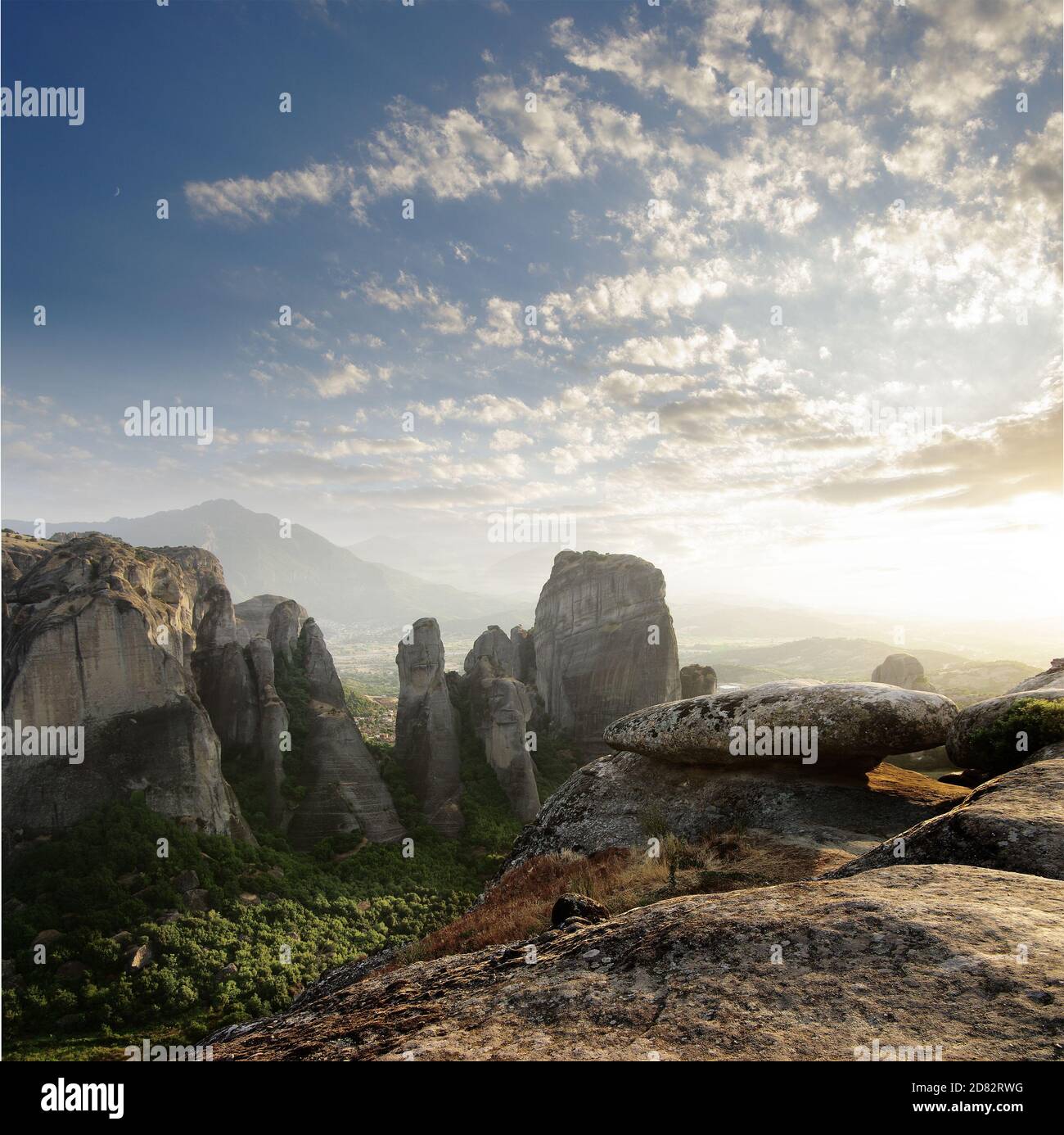 Meteora rock formations hi-res stock photography and images - Alamy