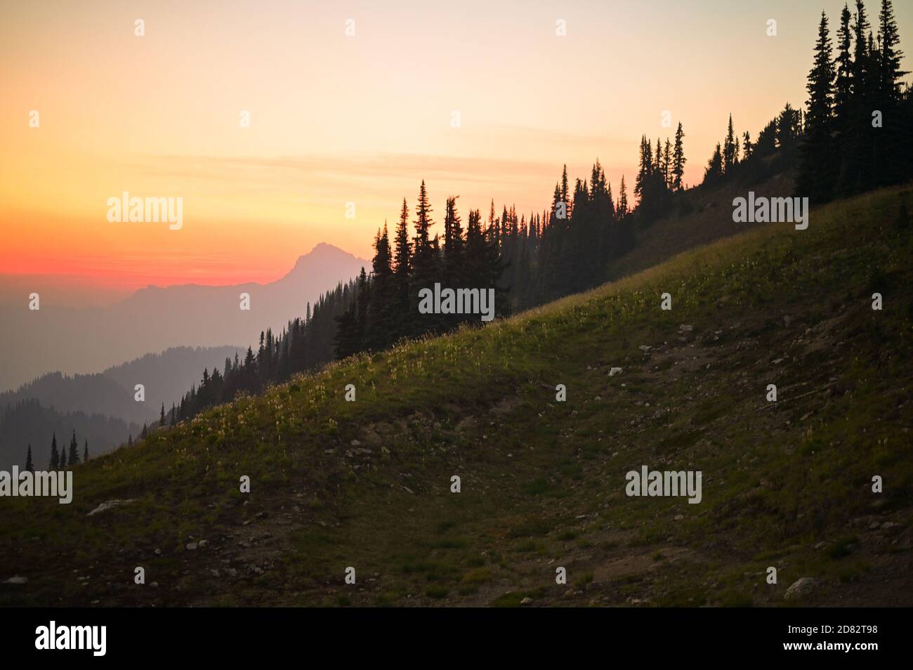 Colorful Sunset Sky In The Cascade Mountains Stock Photo - Alamy