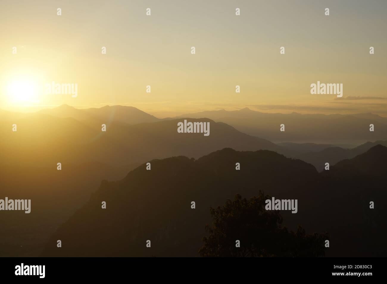 New day dawning hi-res stock photography and images - Alamy