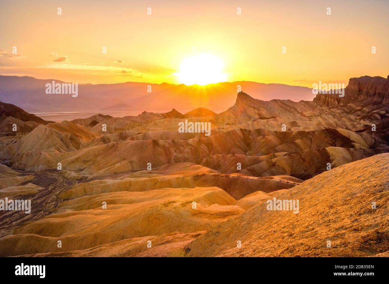 Death valley national park sunset hi-res stock photography and images - Alamy