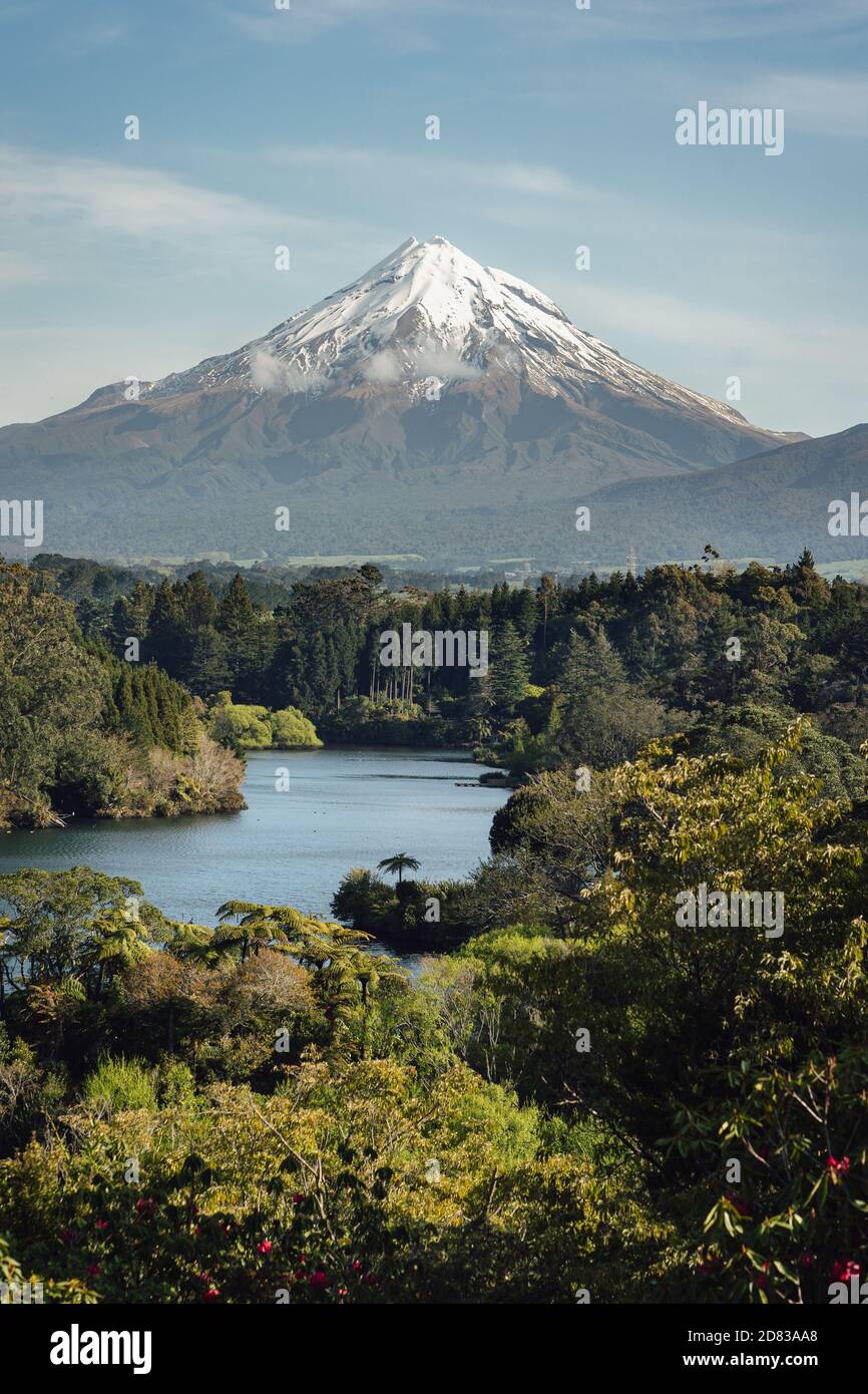 Taranaki High Resolution Stock Photography and Images - Alamy