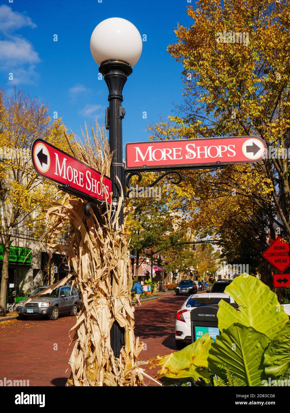 Signs directing to more retail shops. Autumn. Downtown Oak Park ...