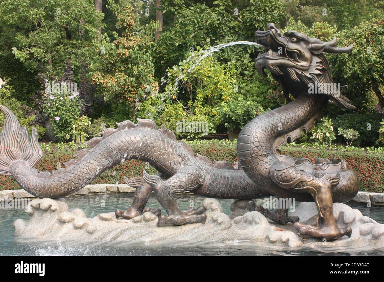The Dragon Fountain at Butchart Gardens, Brentwood Bay, Vancouver ...