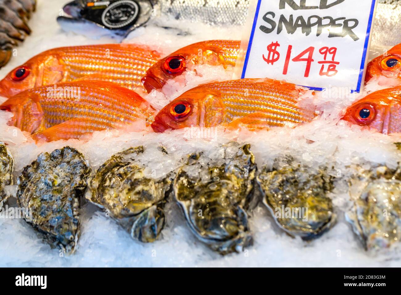 Seattle fish market catch hi-res stock photography and images - Alamy