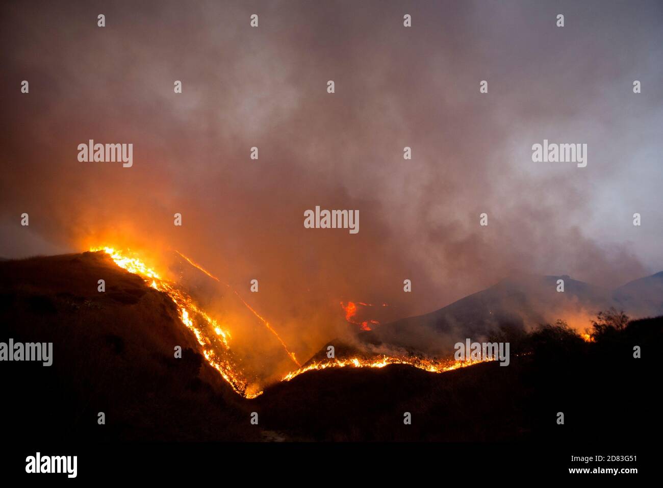Blue ridge fire 2020 hi-res stock photography and images - Alamy