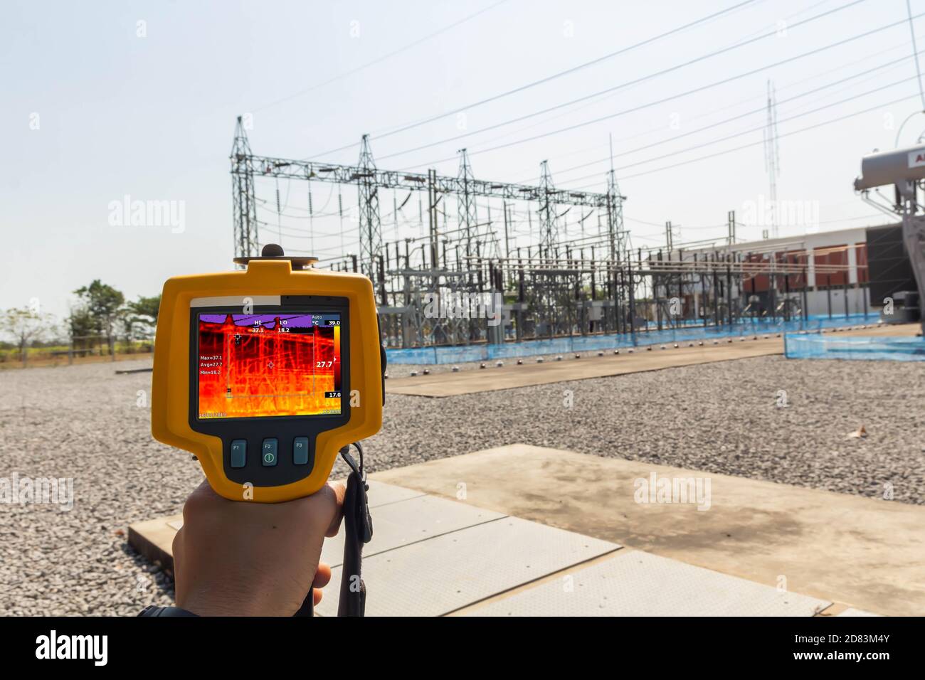 Firefighter thermal imaging camera hi-res stock photography and images ...