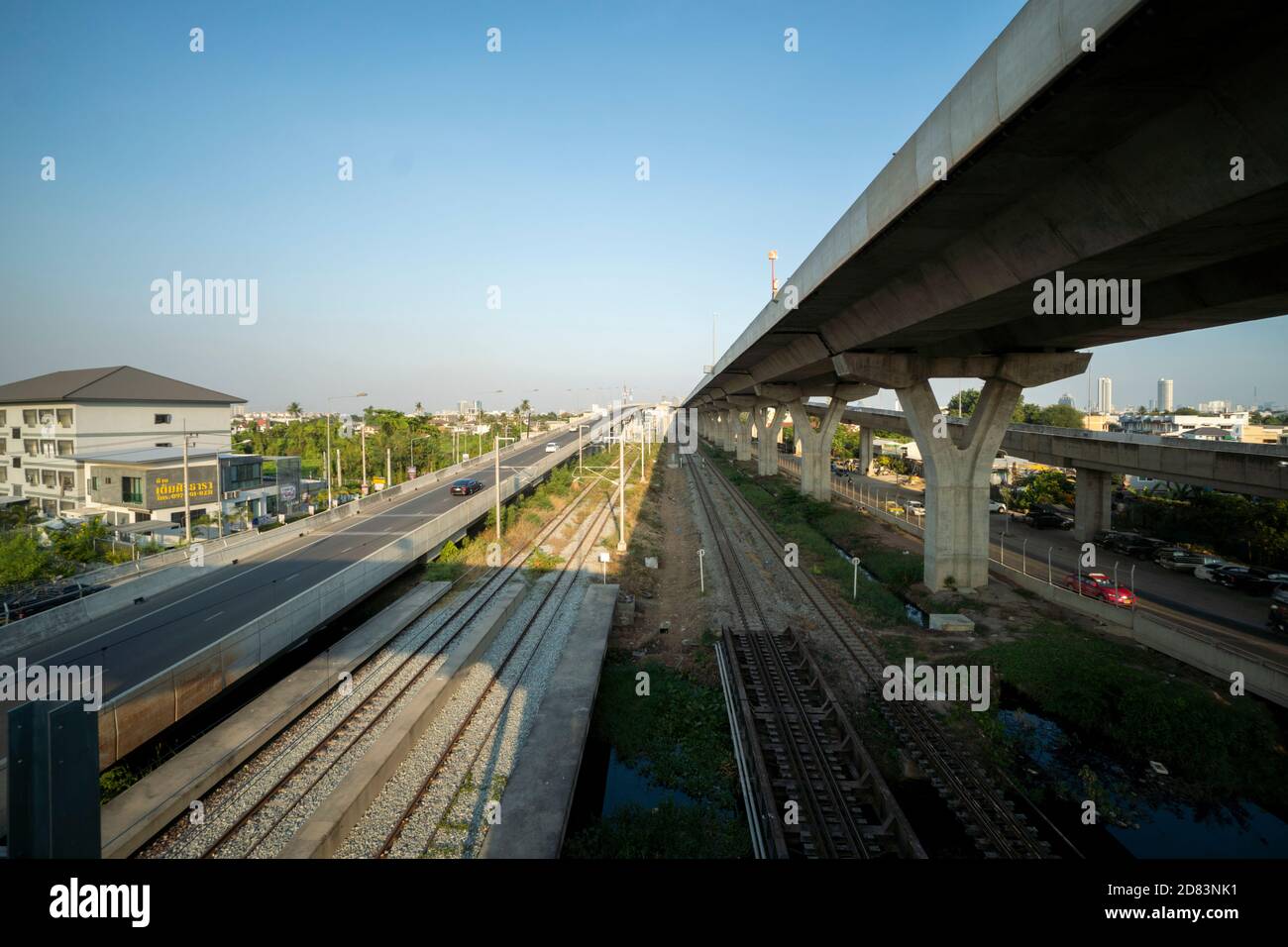 Elevated car and train concrete construction Stock Photo - Alamy