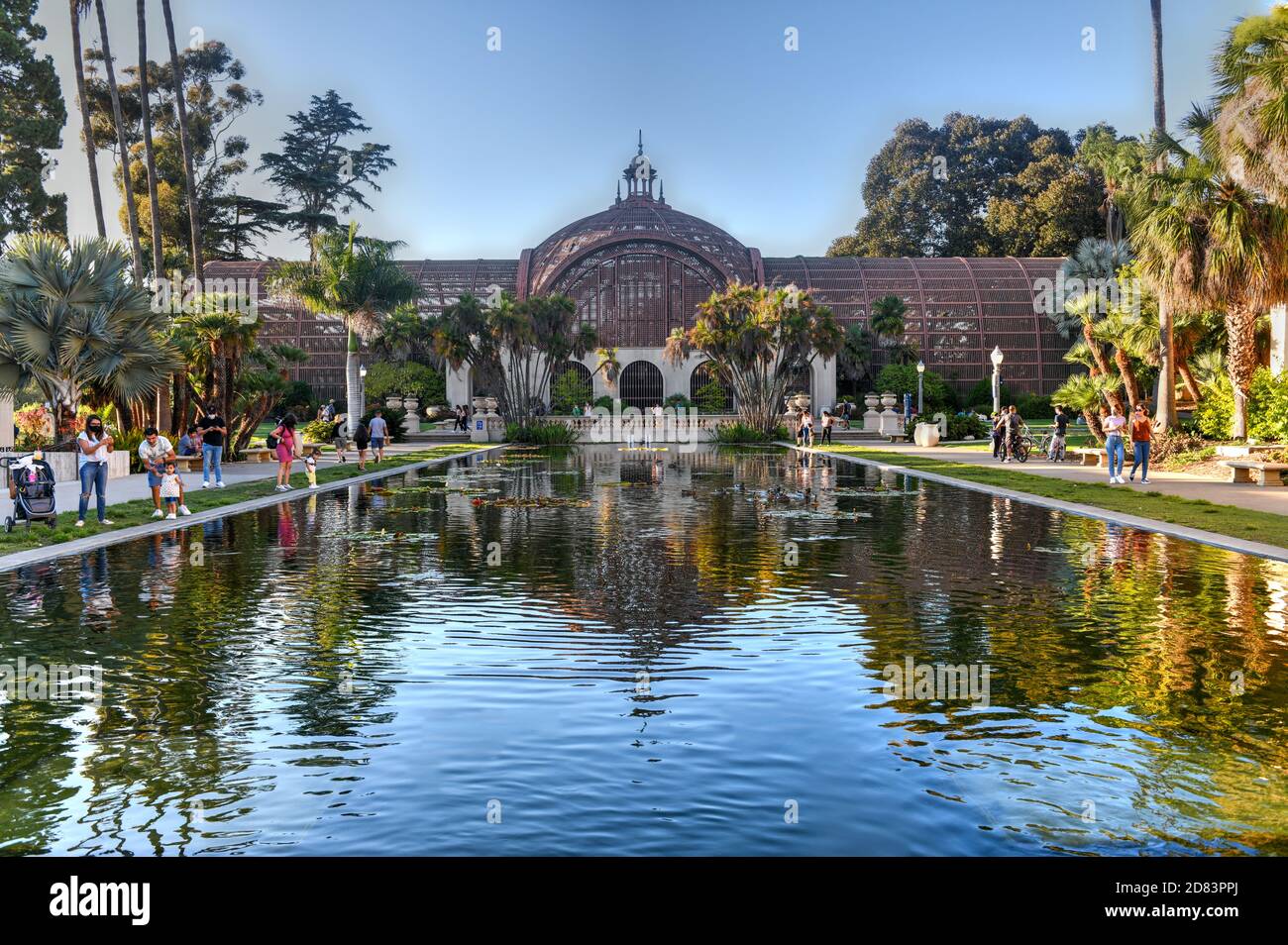 San Diego, CA - July 19, 2020: Balboa Park Botanical building and pond ...