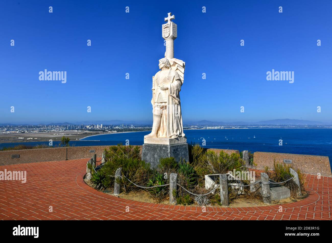 Statue of juan rodriguez cabrillo hi-res stock photography and images ...