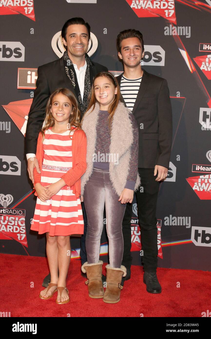 LOS ANGELES - MAR 5: Gilles Marini, Georges Marini, Juliana Marini ...