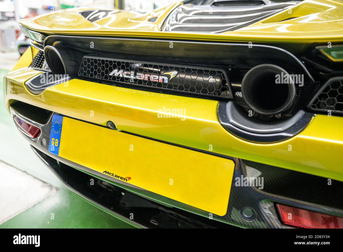 06.09.2018 - The rear exhaust system and ventilation of the McLaren ...