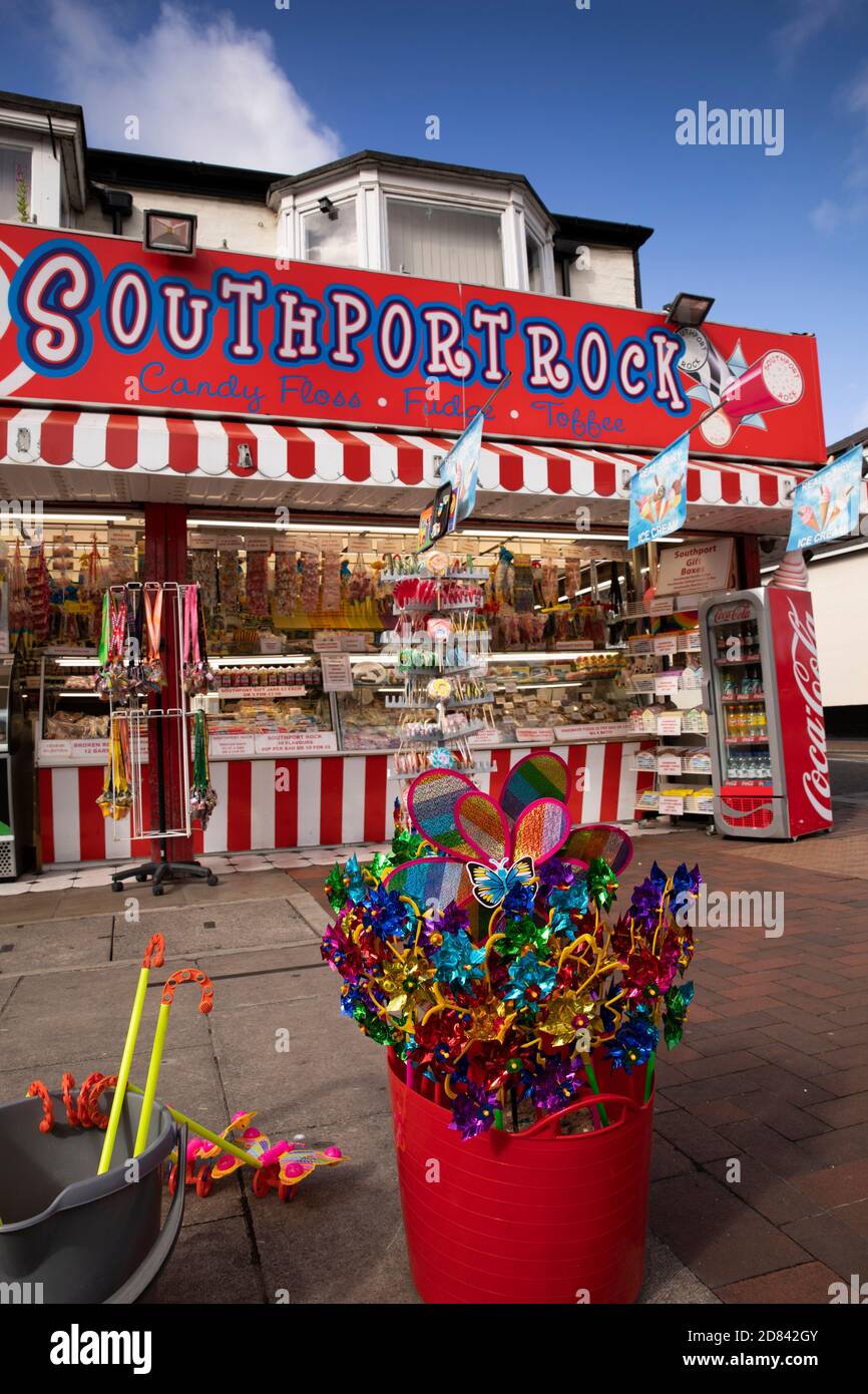 Architecture buildings seaside southport hi-res stock photography and ...