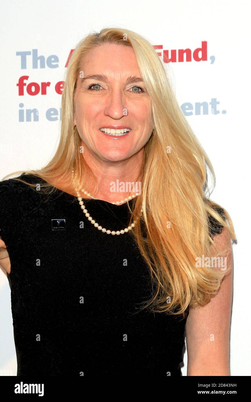 LOS ANGELES - JUN 11: Jane Austin at the Actors Fund's 21st Annual Tony ...