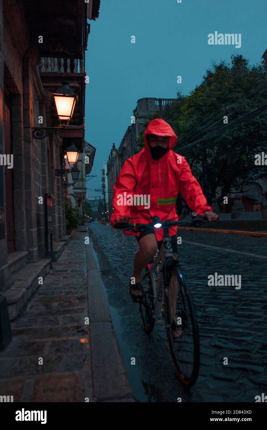 Person riding a bicycle hi-res stock photography and images - Alamy