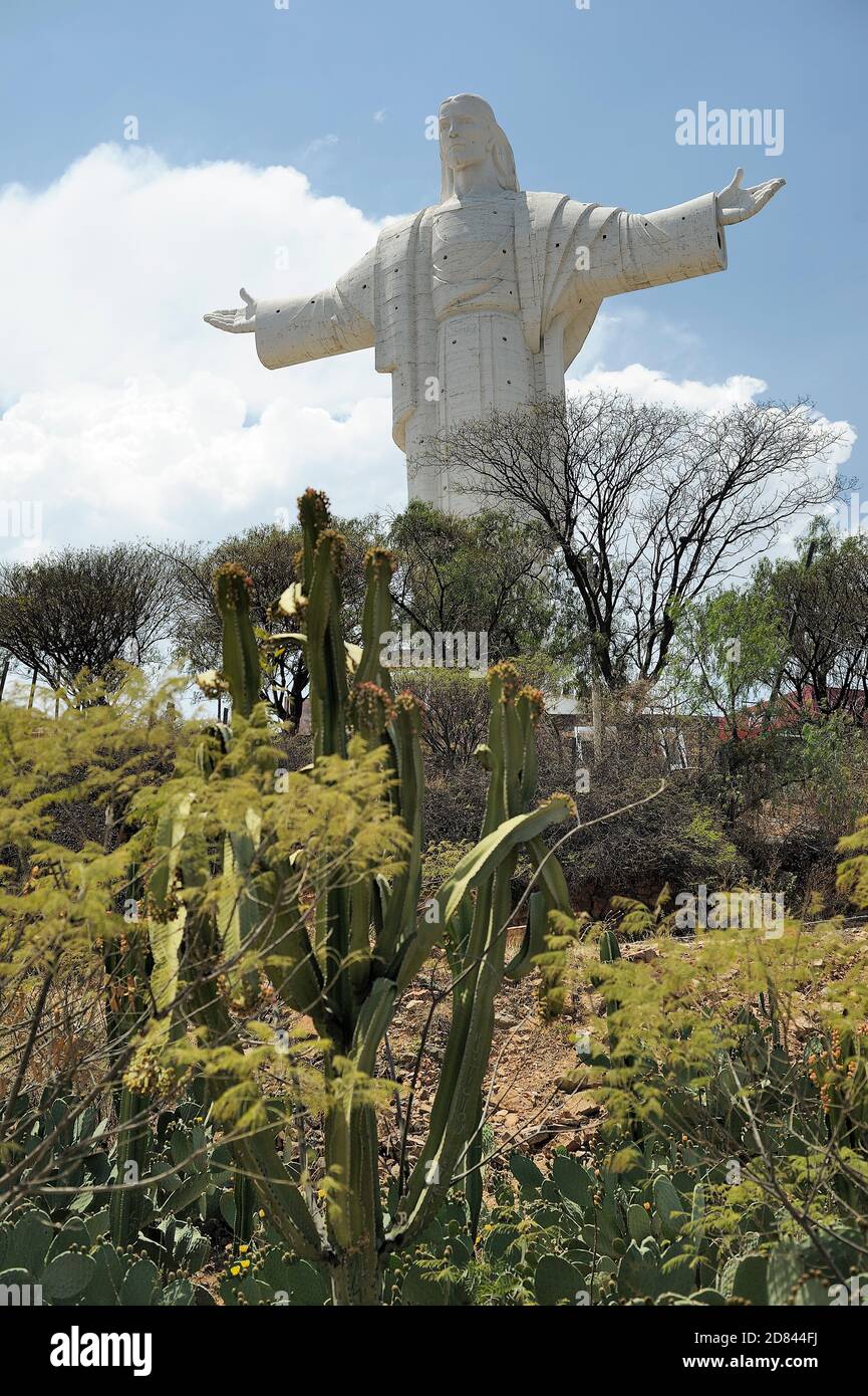 Cochabamba christ hi-res stock photography and images - Alamy
