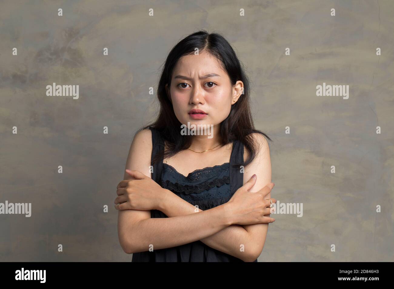 Person snow freezing cold unhappy hi-res stock photography and images ...