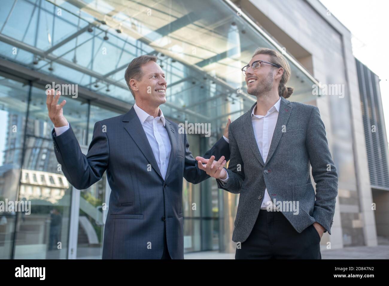 Venture businessmen hi-res stock photography and images - Alamy