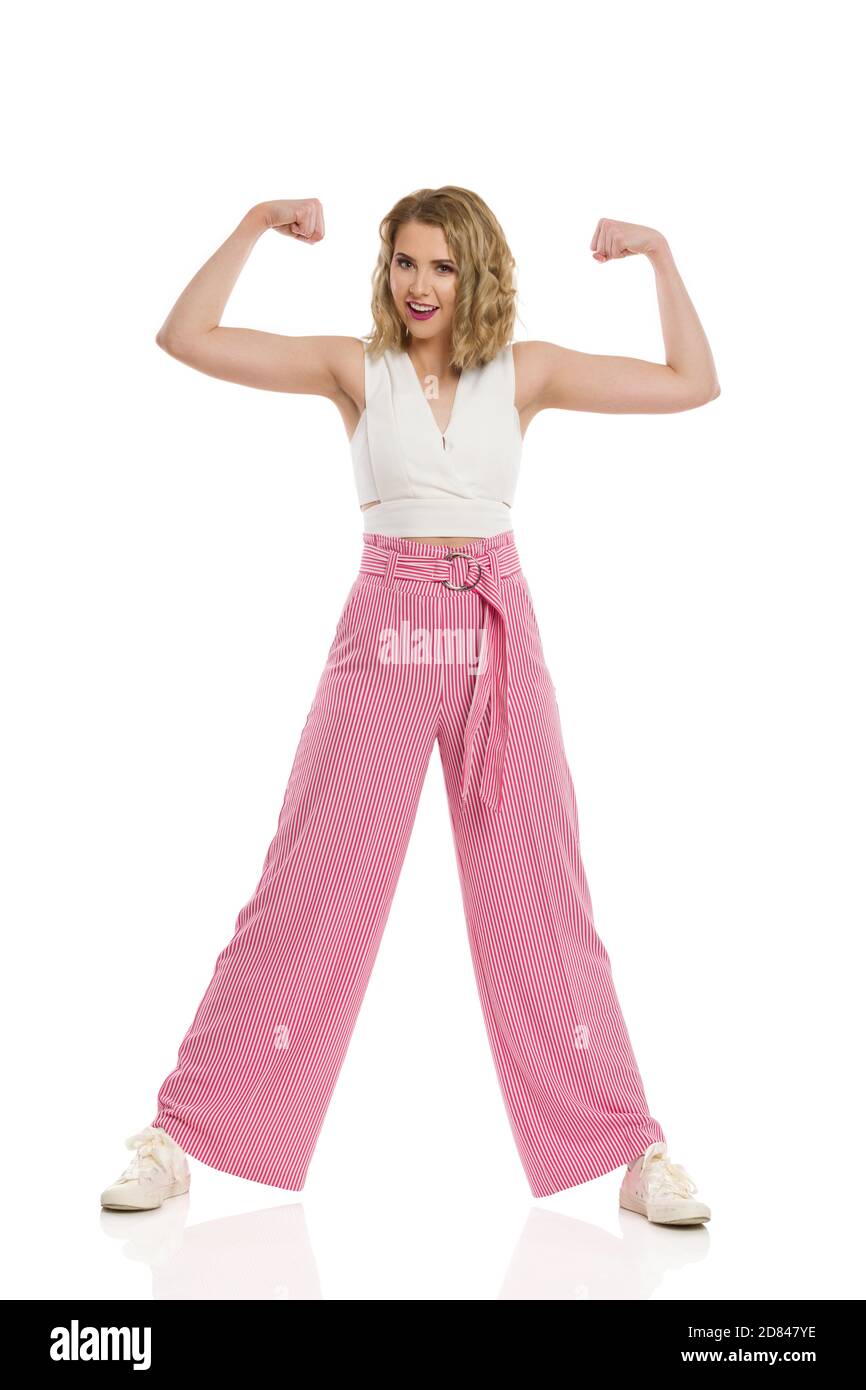 Wide apart legs hi-res stock photography and images - Alamy