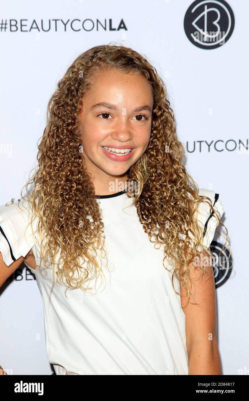 LOS ANGELES - AUG 12: Jillian Shae Spaeder at the 5th Annual Beautycon ...