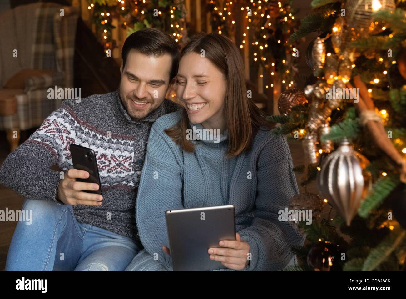 Modern devices hi-res stock photography and images - Alamy