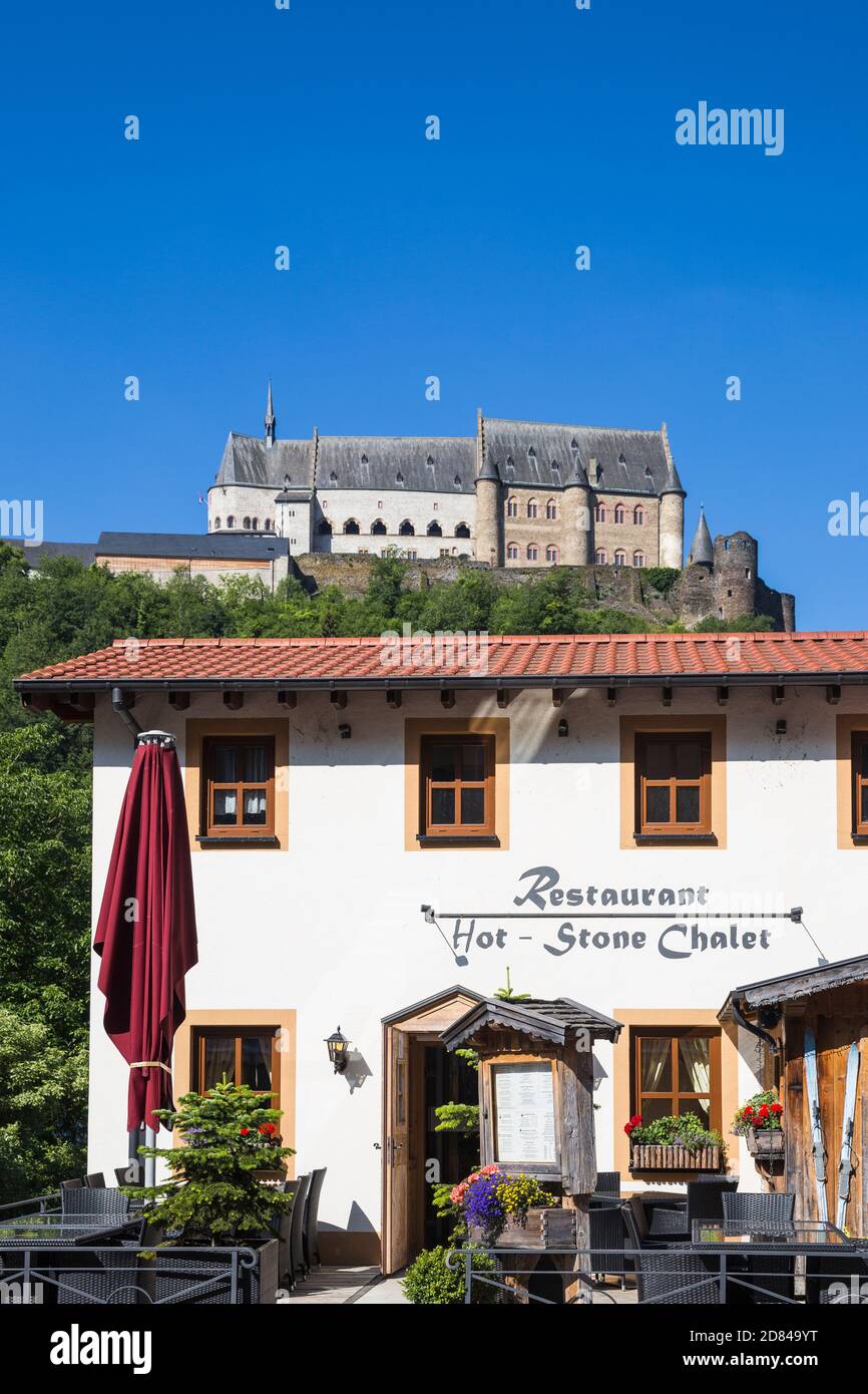 Schloss vianden hi-res stock photography and images - Alamy
