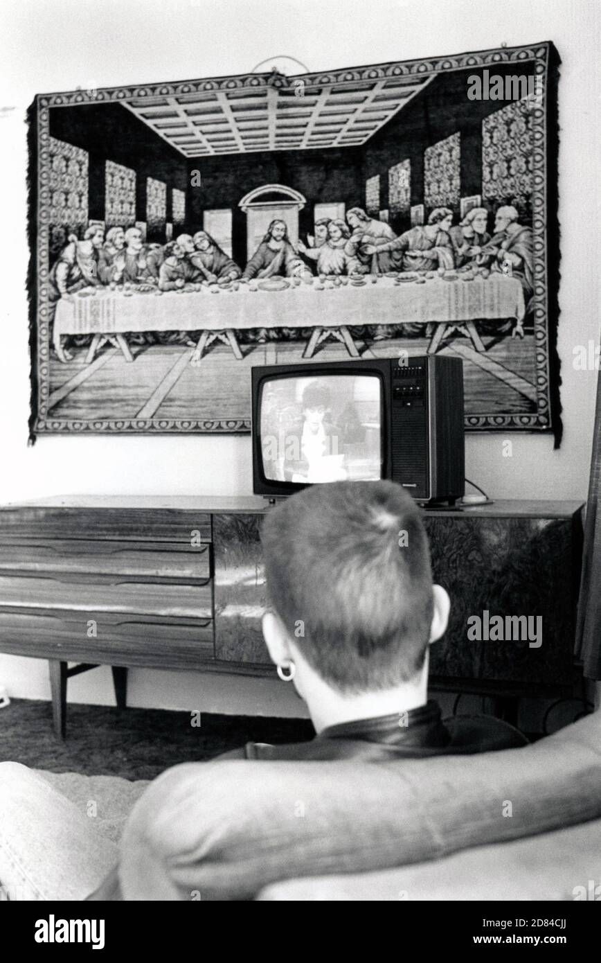 Watching TV UK 1989 Stock Photo - Alamy