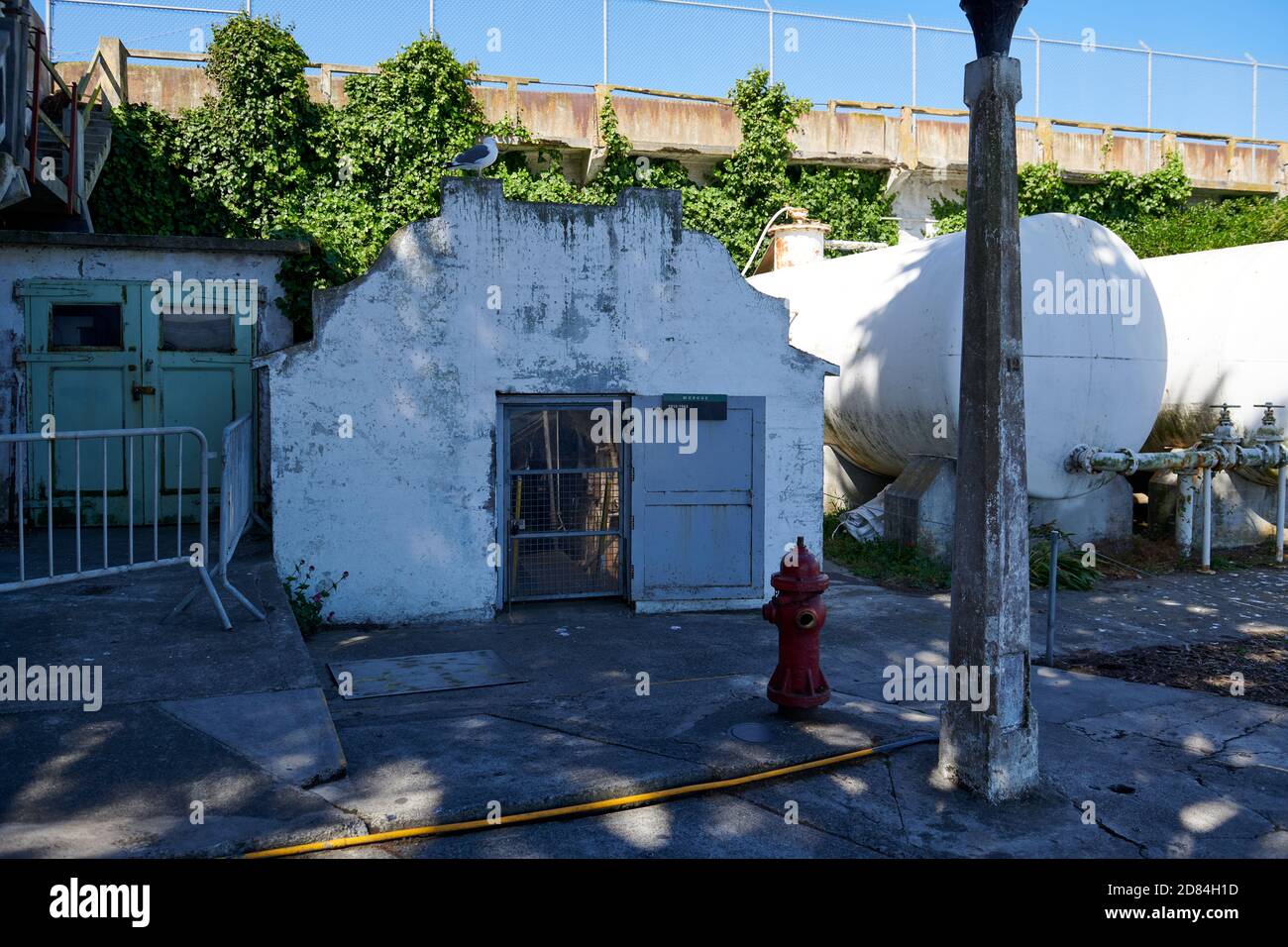 Morgue prison hi-res stock photography and images - Alamy