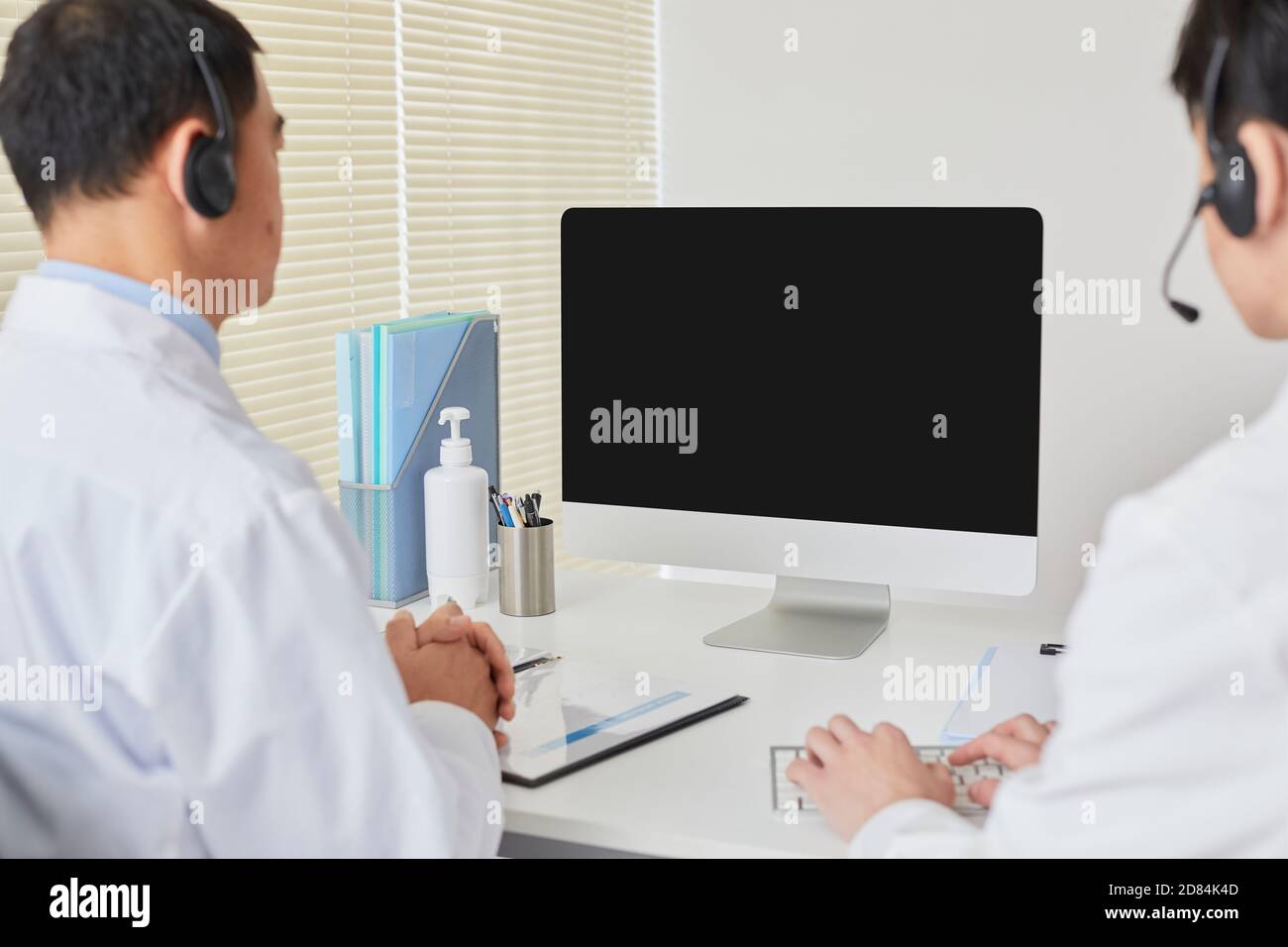 Japanese doctors in the studio Stock Photo - Alamy