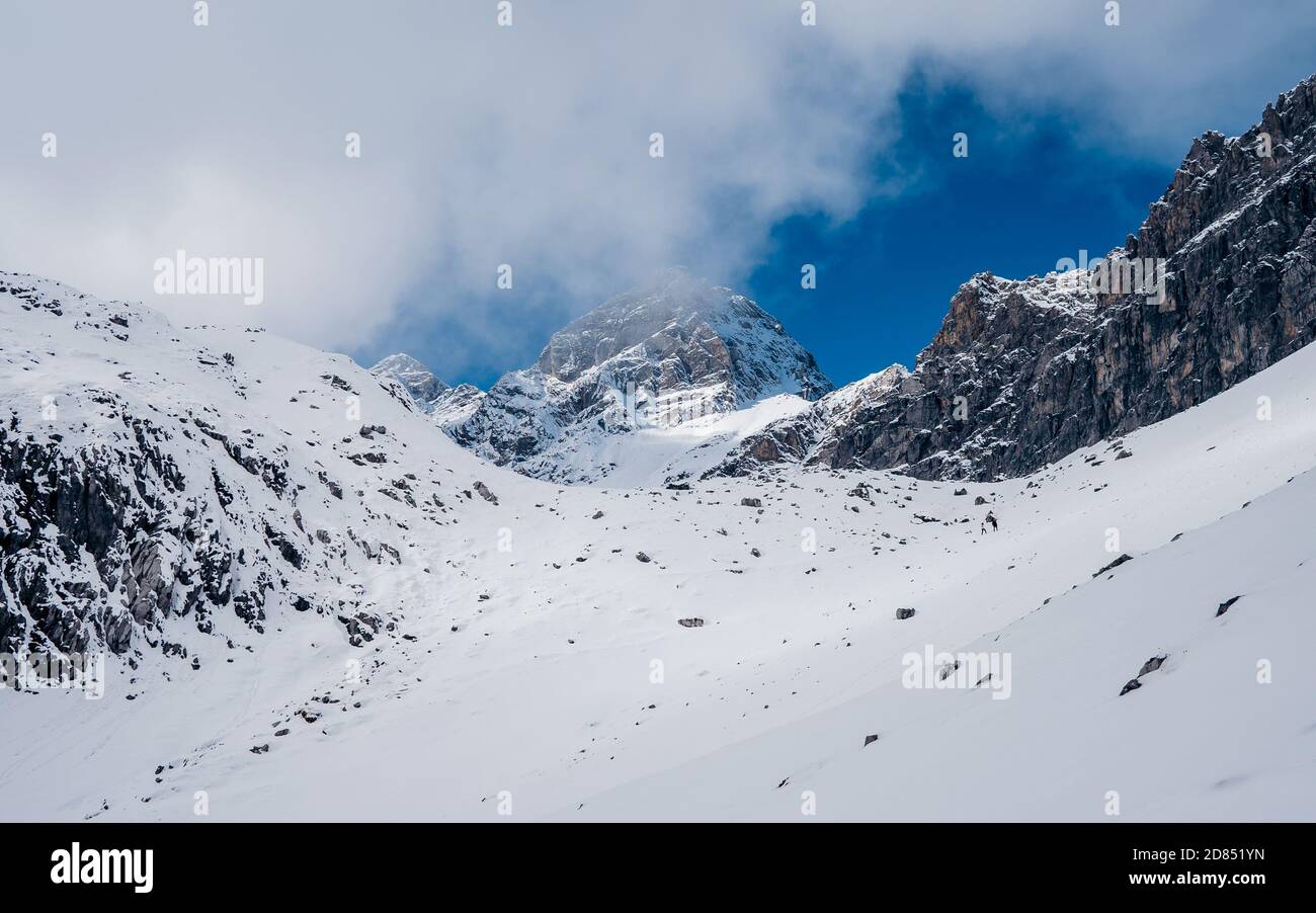 A view of snowy Alp mountains near Luener Lake (Luenersee). Outdoor ...