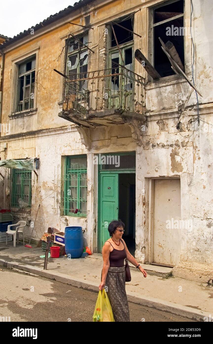 Albania tirana poverty hi-res stock photography and images - Alamy