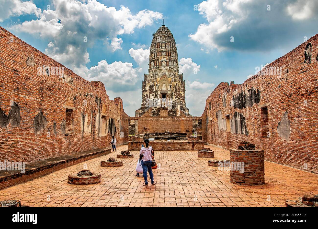 Ayutthaya Wat Ratchaburana Stock Photo - Alamy