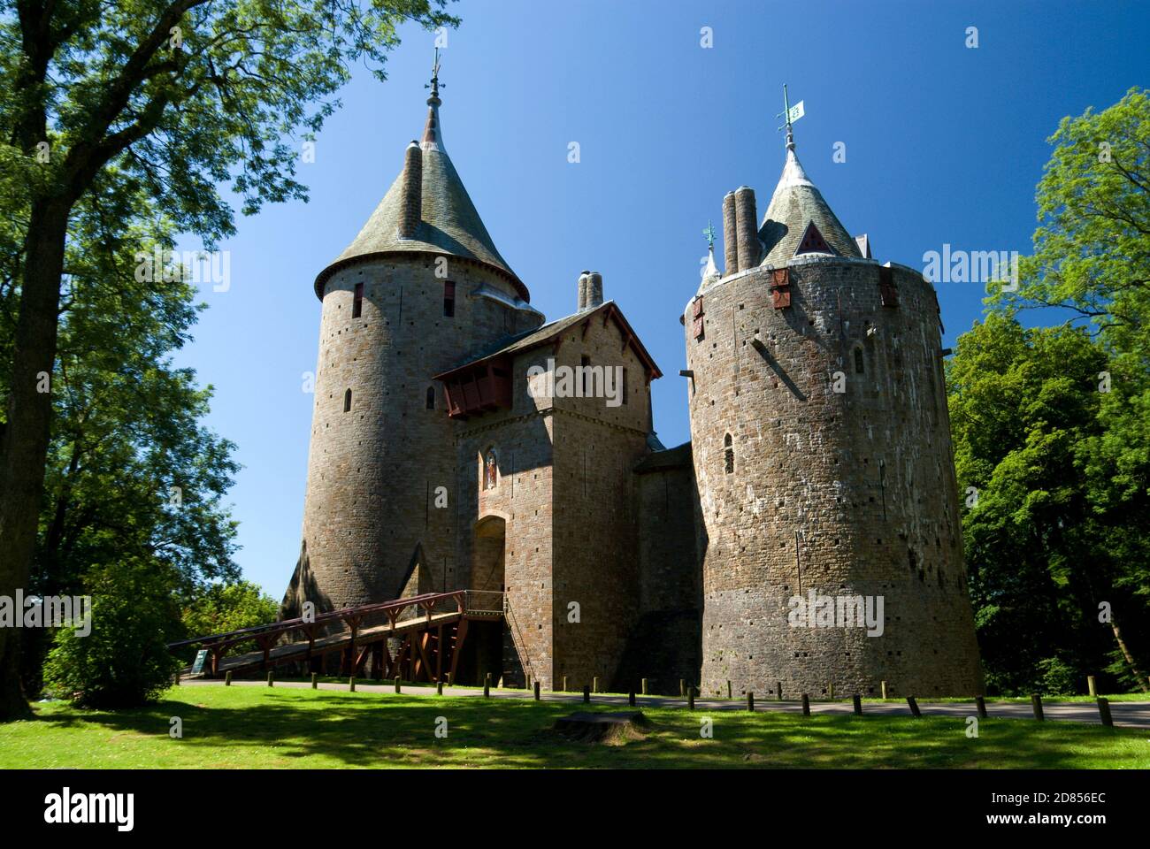 Castell castle coch hi-res stock photography and images - Alamy