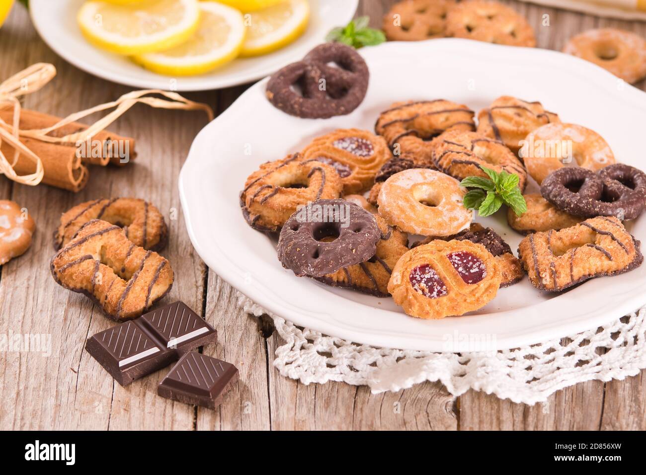 Shortcrust pastry biscuits Stock Photo - Alamy