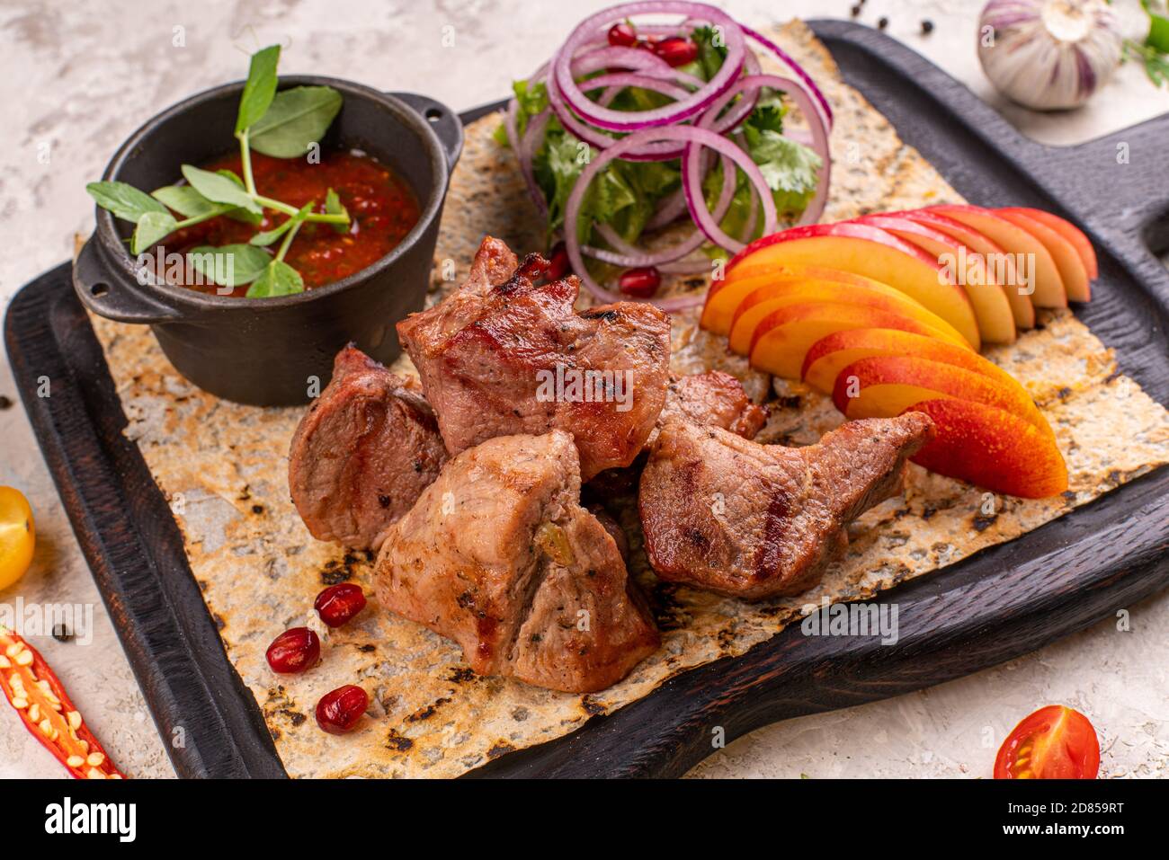 Pub food plate beef hi-res stock photography and images - Alamy