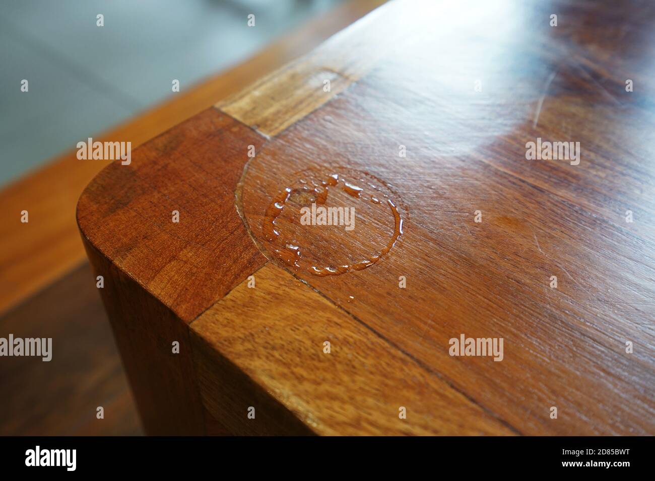 Water stain table hi-res stock photography and images - Alamy