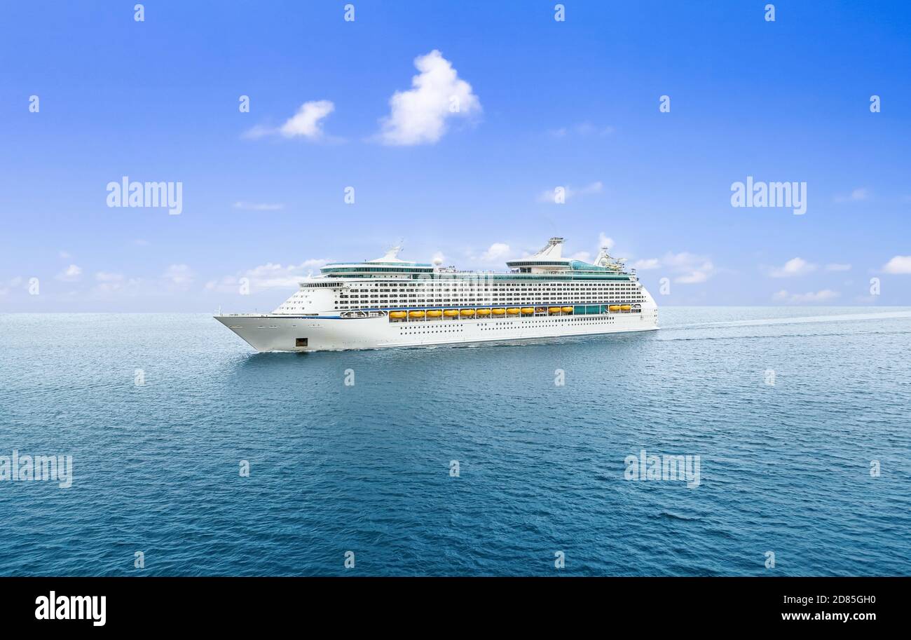 Cruise Ship at sea Stock Photo - Alamy