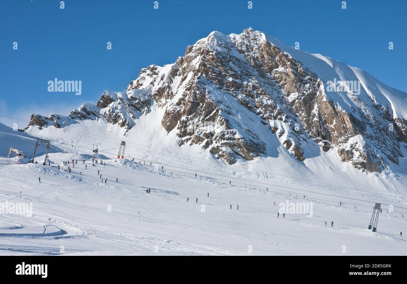 Ski resort of Kaprun, Kitzsteinhorn glacier. Austria Stock Photo - Alamy