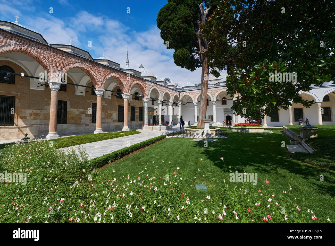 Chamber Of Sacred Relics, Topkapi Palace, Istanbul Stock Photo - Alamy