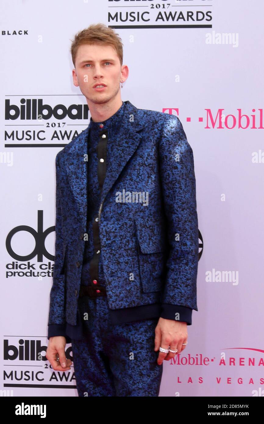 LAS VEGAS - MAY 21: Machine Gun Kelly at the 2017 Billboard Music ...