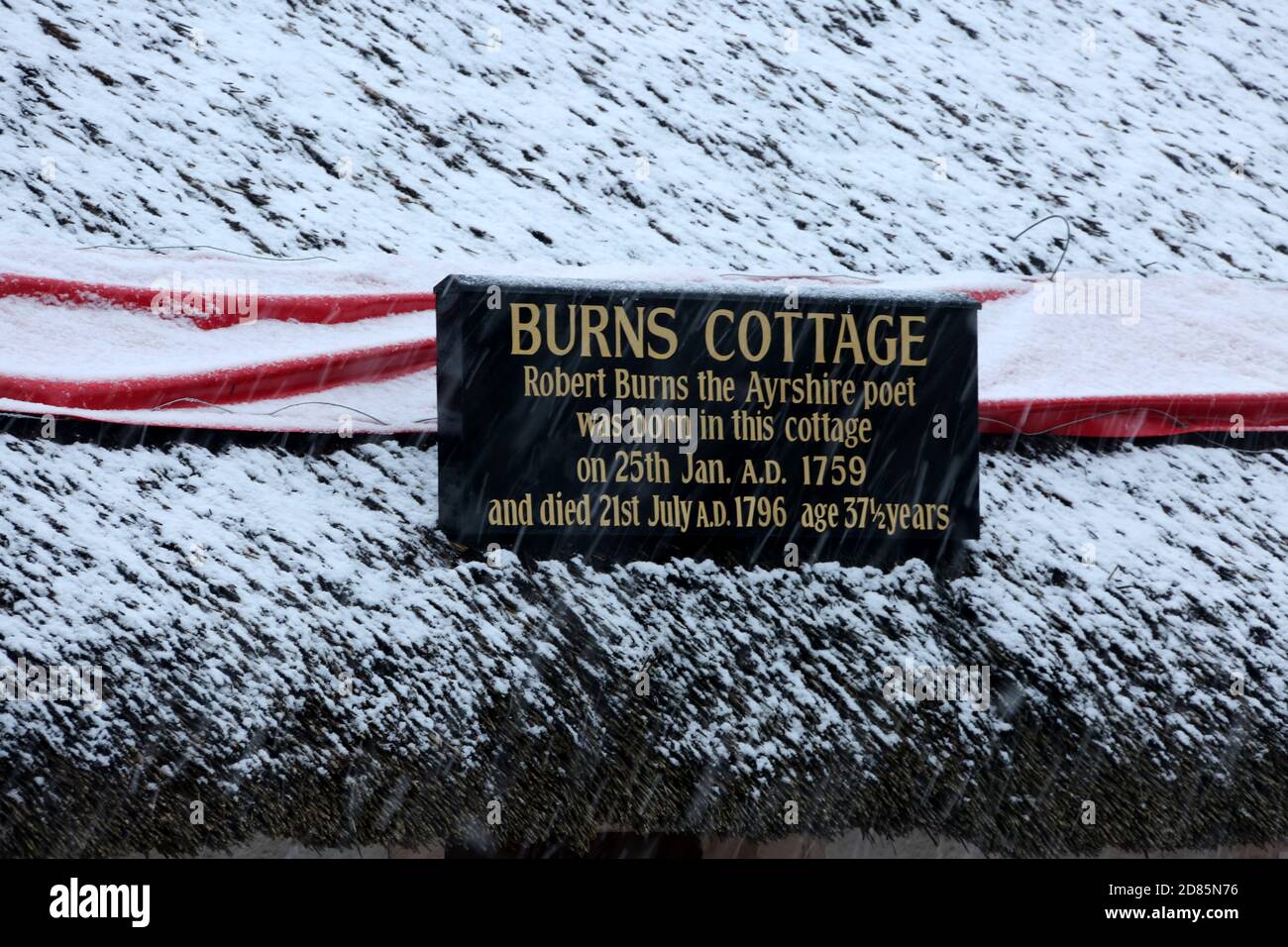 Burns Cottage, Alloway. Ayrshire, Scotland, UK The cottage with a lagre ...