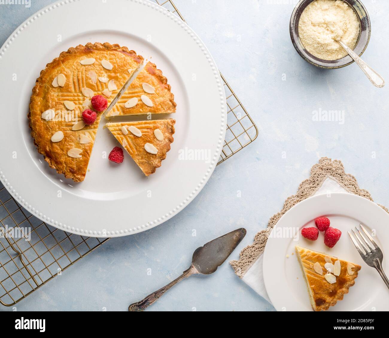 Almond Tart or Bakewell Tart with Raspberries Stock Photo - Alamy