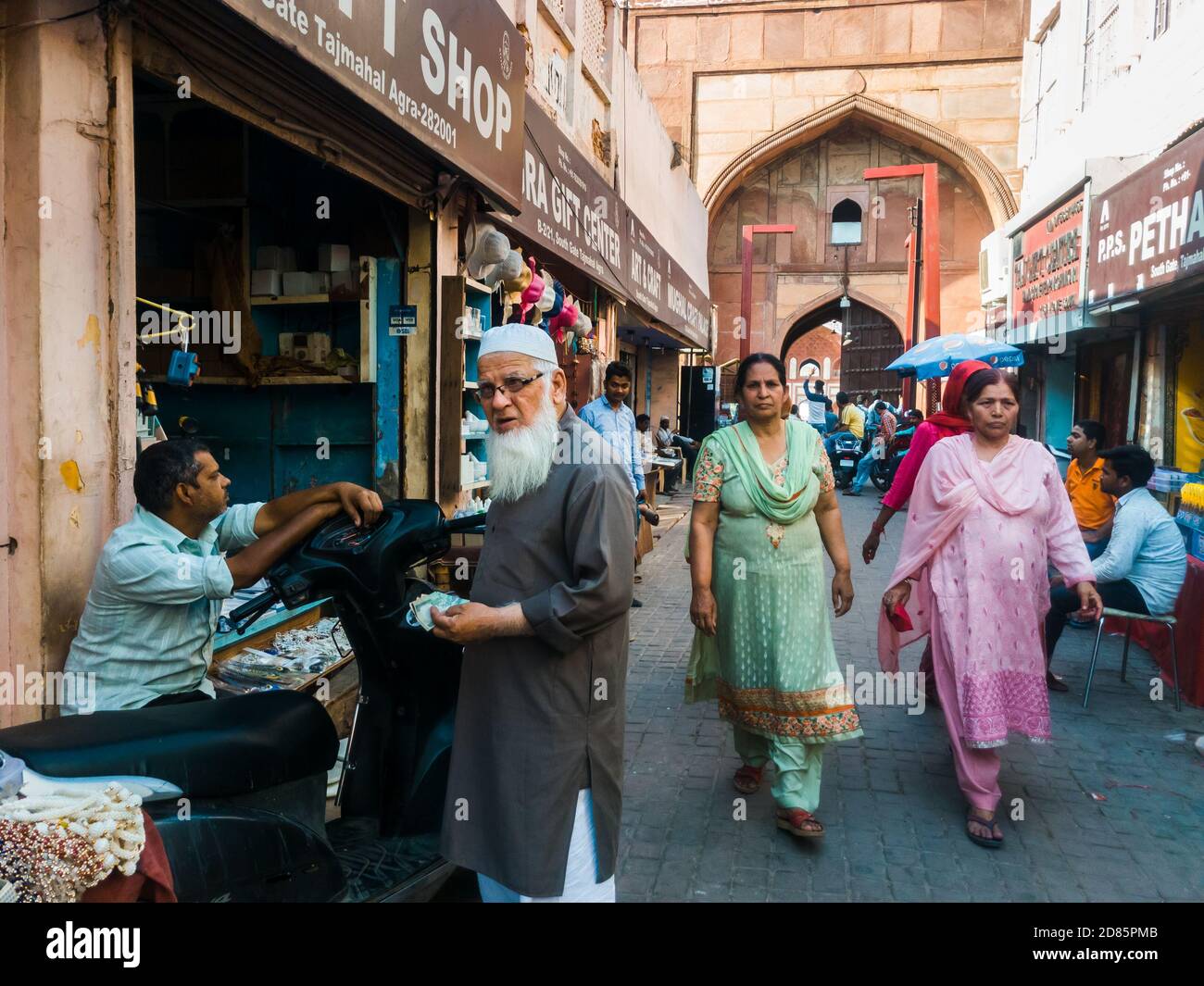 Agra, Uttar Pradesh, India - March 2019: Life in the narrow market ...