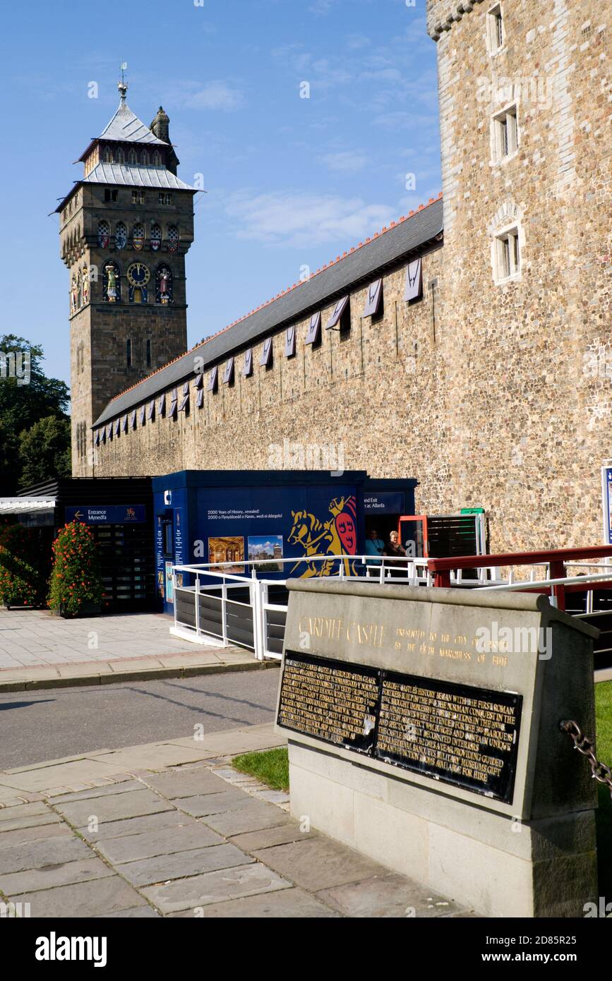 Clock Tower and Cardiff Castle, Cardiff, Wales, UK Stock Photo - Alamy