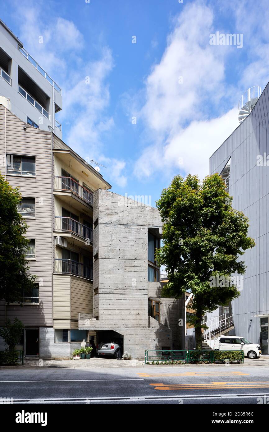Tower House, concrete single family house designed by Takamitsu Azuma ...