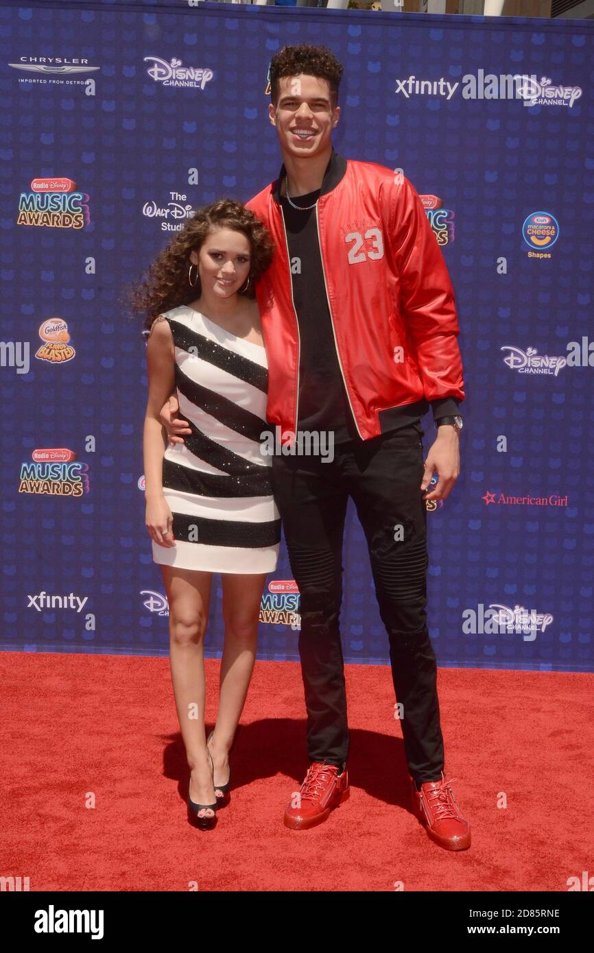 LOS ANGELES - APR 29: Madison Pettis, Guest at the 2017 Radio Disney ...