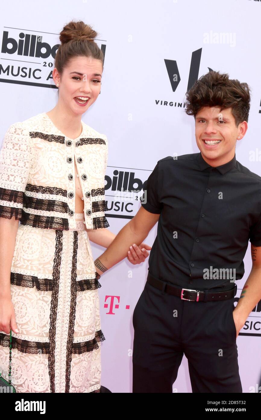 LAS VEGAS - MAY 21: Maia Mitchell, Rudy Mancuso at the 2017 Billboard ...