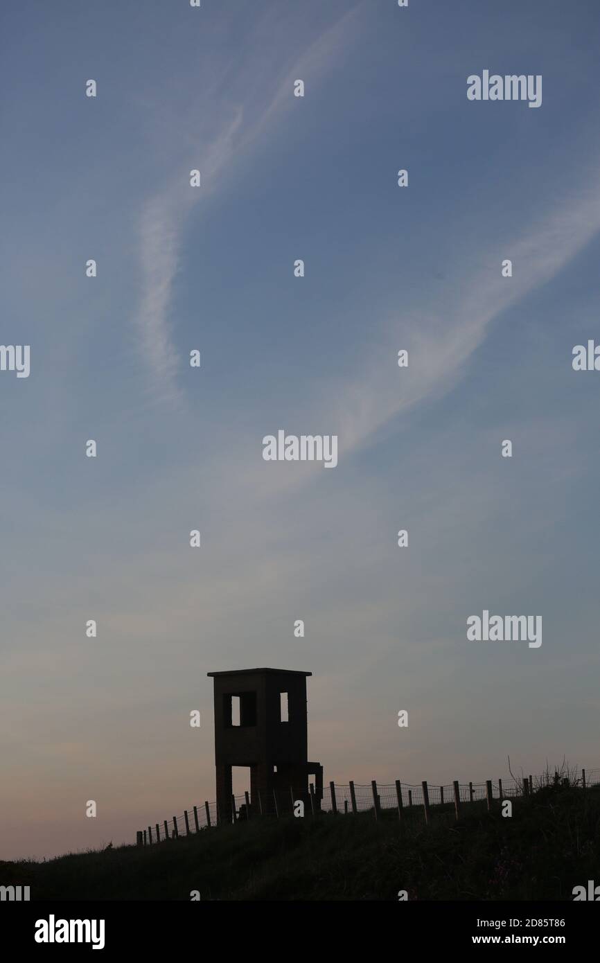 Former world war two coastal lookout tower hi-res stock photography and ...